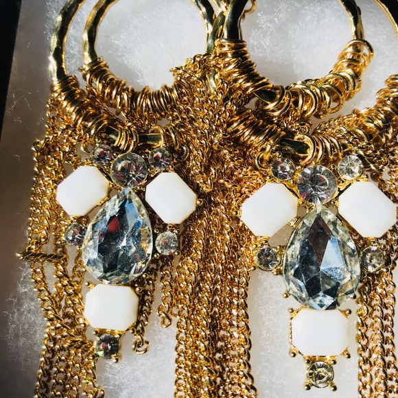 bebe | Jewelry | Bebe Gold Chain Dangle Drop Statement Earrings Nwt ...